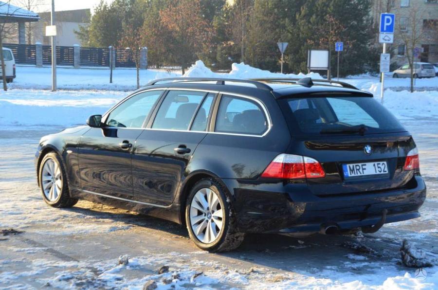 Melns BMW 520 2009 Šauļi, ar dzinēja tilpumu 2.00 L un nobraukumu 320 tūkst. km par 3900 €, foto 15 vietnē AUTOMOTO.COM.LV