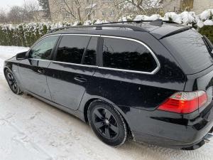 Black BMW 520 2009 in Kaunas, with an engine capacity of 2.00 L and mileage of 318 thousand km for 3800 €, photo 5 on AUTOMOTO.COM.LV