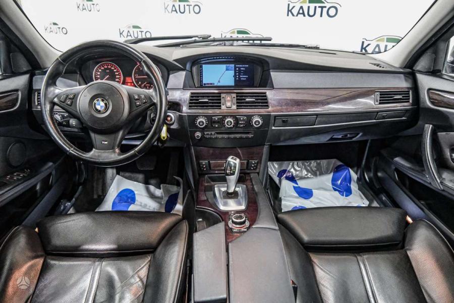 Melns BMW 520 2009 Kauņa, ar dzinēja tilpumu 2.00 L un nobraukumu 262 tūkst. km par 6590 €, foto 8 vietnē AUTOMOTO.COM.LV