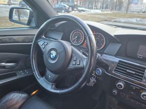 Black BMW 520 2009 in Silute, with an engine capacity of 2.00 L and mileage of 312 thousand km for 4300 €, photo 15 on AUTOMOTO.COM.LV