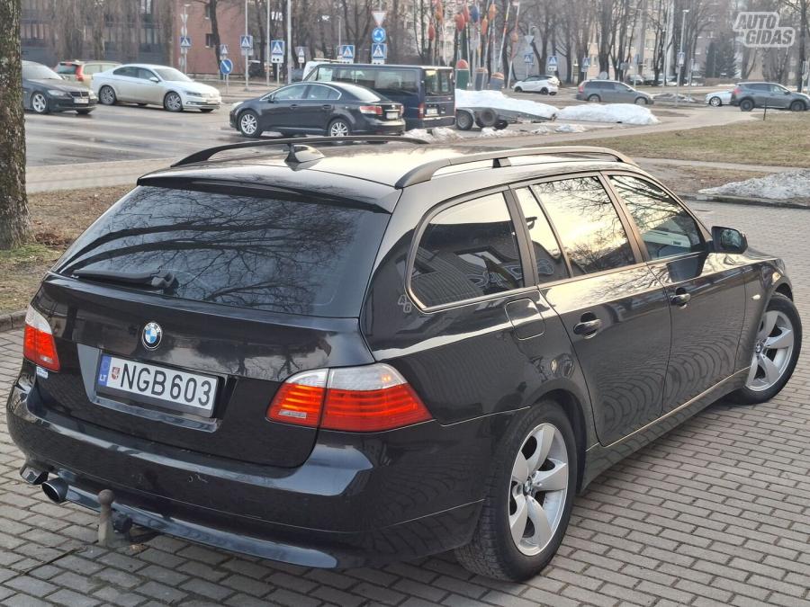 Black BMW 520 2009 in Silute, with an engine capacity of 2.00 L and mileage of 312 thousand km for 4300 €, photo 3 on AUTOMOTO.COM.LV