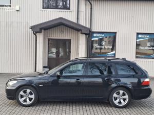 Black BMW 520 2009 in Silute, with an engine capacity of 2.00 L and mileage of 312 thousand km for 4300 €, photo 12 on AUTOMOTO.COM.LV