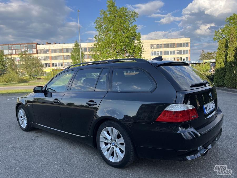 Melns BMW 520 2009 Alīta, ar dzinēja tilpumu 2.00 L un nobraukumu 314 tūkst. km par 3650 €, foto 13 vietnē AUTOMOTO.COM.LV