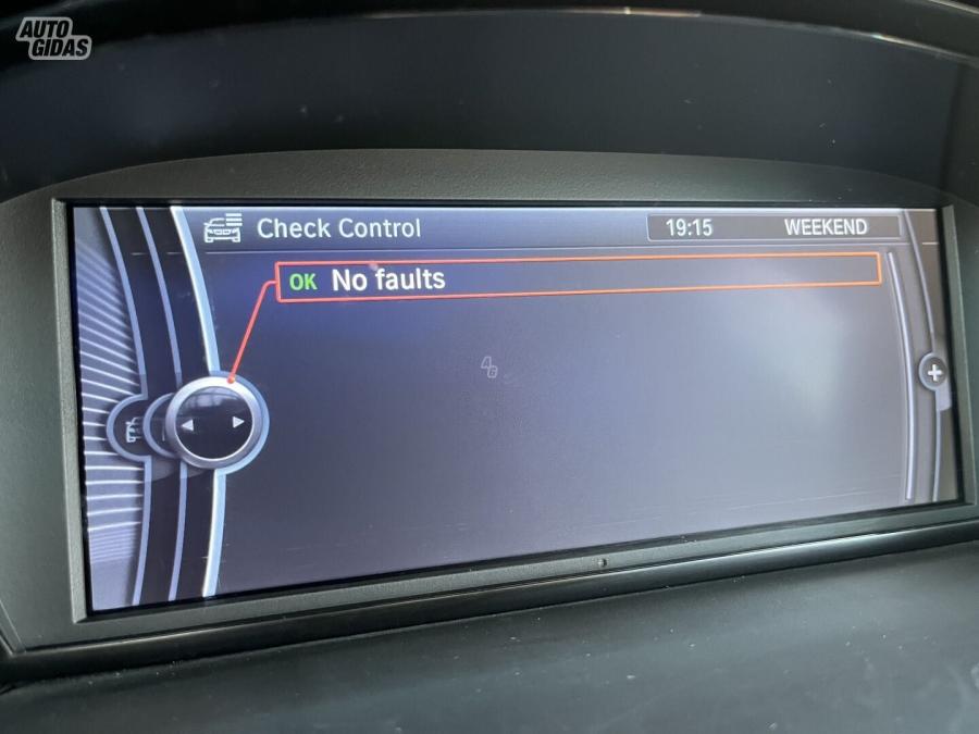 Melns BMW 520 2009 Alīta, ar dzinēja tilpumu 2.00 L un nobraukumu 314 tūkst. km par 3650 €, foto 29 vietnē AUTOMOTO.COM.LV