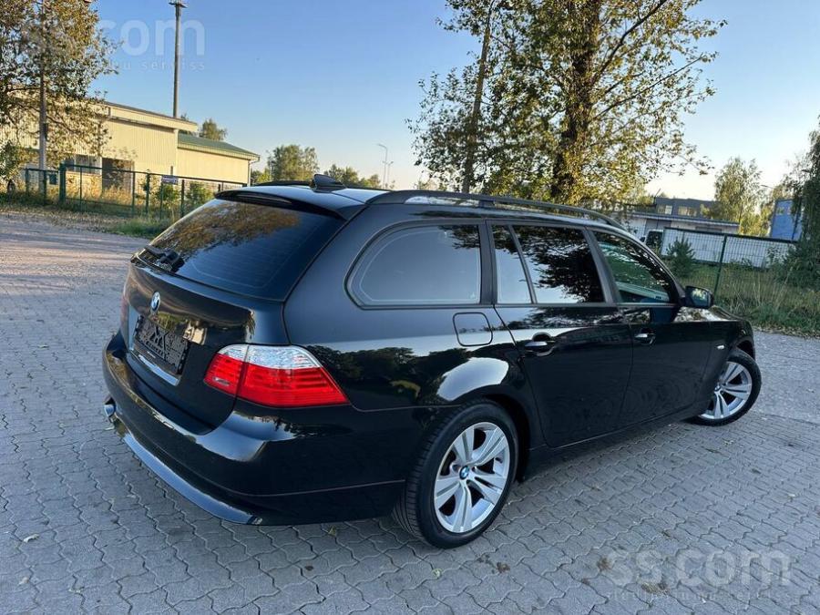 Black BMW 520 2009 in Riga, with an engine capacity of 2.00 L and mileage of 0 thousand km for 3950 €, photo 3 on AUTOMOTO.COM.LV