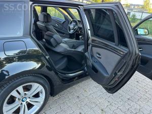 Black BMW 520 2009 in Riga, with an engine capacity of 2.00 L and mileage of 0 thousand km for 3950 €, photo 22 on AUTOMOTO.COM.LV
