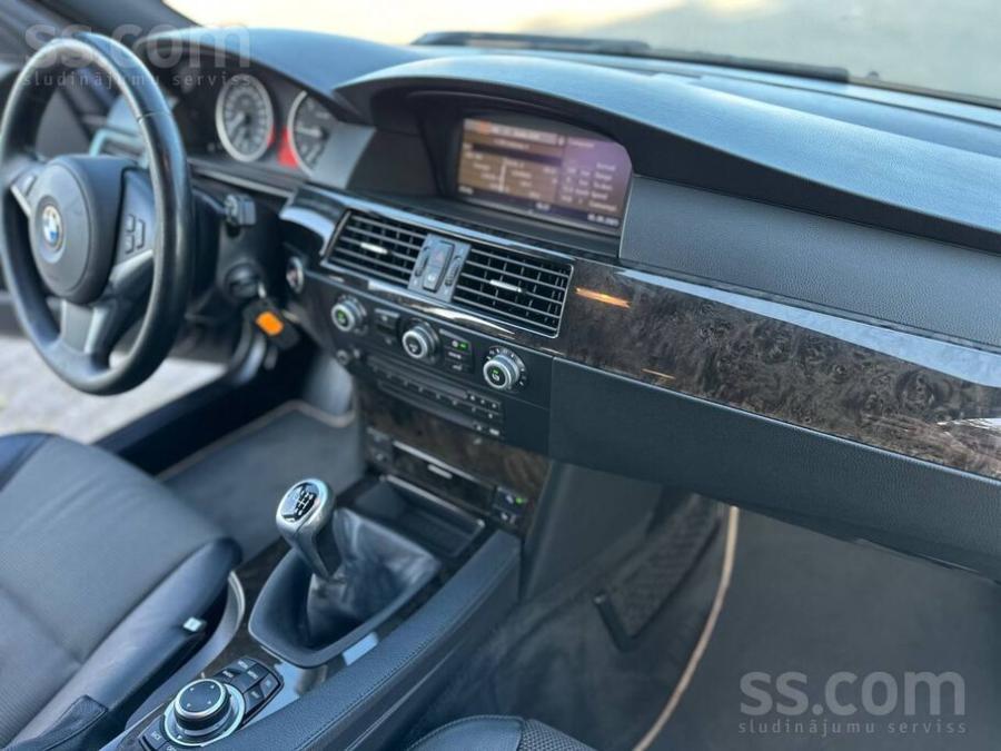 Black BMW 520 2009 in Riga, with an engine capacity of 2.00 L and mileage of 0 thousand km for 3950 €, photo 27 on AUTOMOTO.COM.LV