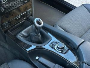Black BMW 520 2009 in Riga, with an engine capacity of 2.00 L and mileage of 0 thousand km for 3950 €, photo 29 on AUTOMOTO.COM.LV