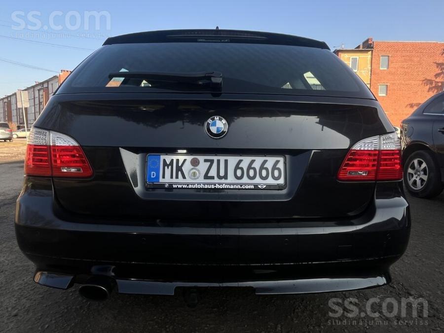 Melns BMW 520 2009 Bauska, ar dzinēja tilpumu 2.00 L un nobraukumu 370 tūkst. km par 3499 €, foto 10 vietnē AUTOMOTO.COM.LV