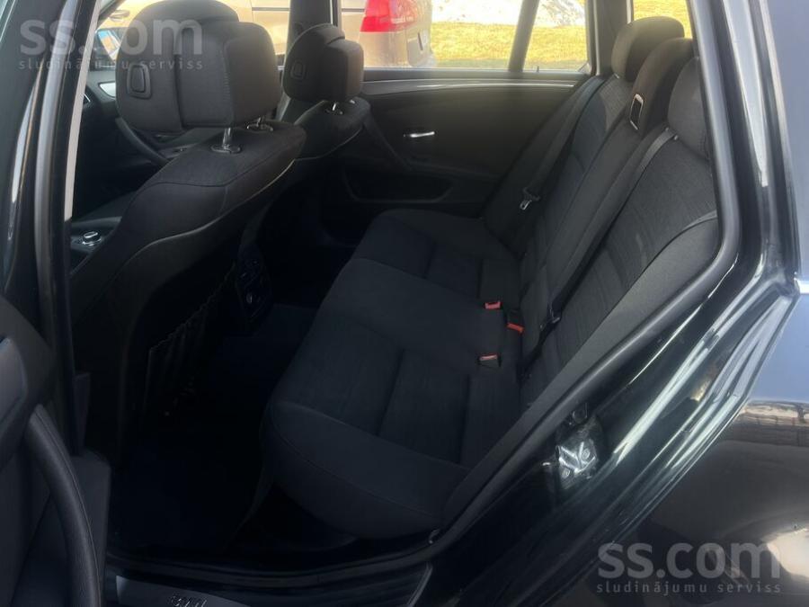 Melns BMW 520 2009 Bauska, ar dzinēja tilpumu 2.00 L un nobraukumu 370 tūkst. km par 3499 €, foto 14 vietnē AUTOMOTO.COM.LV