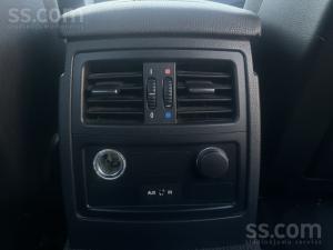 Melns BMW 520 2009 Bauska, ar dzinēja tilpumu 2.00 L un nobraukumu 370 tūkst. km par 3499 €, foto 17 vietnē AUTOMOTO.COM.LV