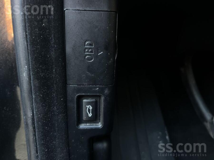 Melns BMW 520 2009 Bauska, ar dzinēja tilpumu 2.00 L un nobraukumu 370 tūkst. km par 3499 €, foto 22 vietnē AUTOMOTO.COM.LV