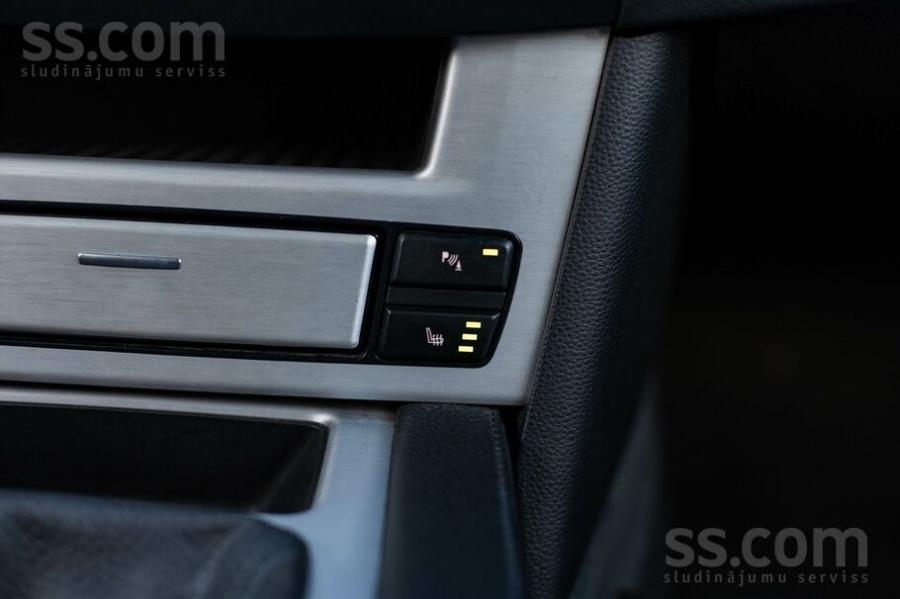 Melns BMW 520 2009 Rīga, ar dzinēja tilpumu 2.00 L un nobraukumu 283 tūkst. km par 6590 €, foto 26 vietnē AUTOMOTO.COM.LV