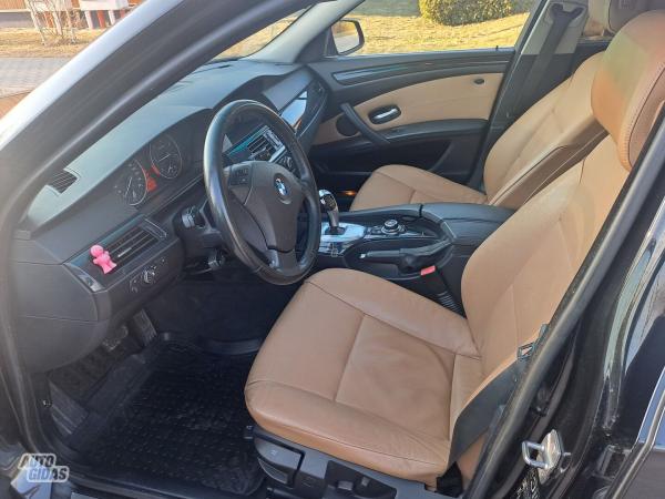 Melns BMW 520 2009 Viļņa, ar dzinēja tilpumu 2.00 L un nobraukumu 362 tūkst. km par 3800 €, foto 7 vietnē AUTOMOTO.COM.LV