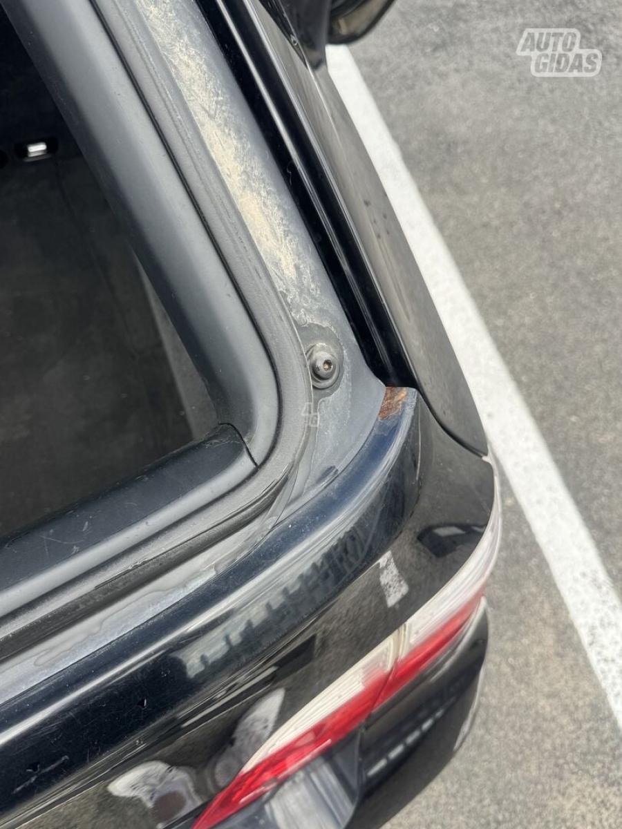 Melns BMW 520 2009 Viļņa, ar dzinēja tilpumu 2.00 L un nobraukumu 312 tūkst. km par 3500 €, foto 9 vietnē AUTOMOTO.COM.LV