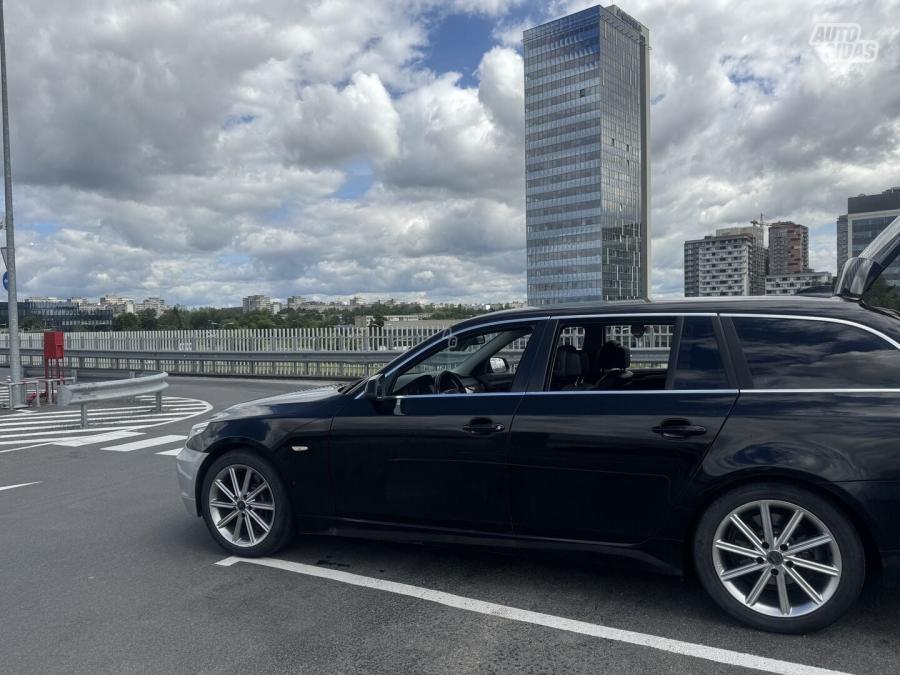 Melns BMW 520 2009 Viļņa, ar dzinēja tilpumu 2.00 L un nobraukumu 312 tūkst. km par 3500 €, foto 12 vietnē AUTOMOTO.COM.LV