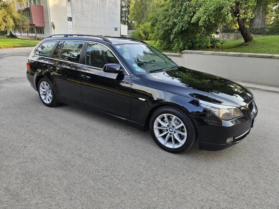 Black BMW 520 2009 in Jekabpils, with an engine capacity of 2.00 L and mileage of 329 thousand km for 4990 €, photo 5 on AUTOMOTO.COM.LV