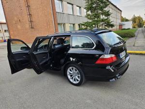 Black BMW 520 2009 in Jekabpils, with an engine capacity of 2.00 L and mileage of 329 thousand km for 4990 €, photo 19 on AUTOMOTO.COM.LV