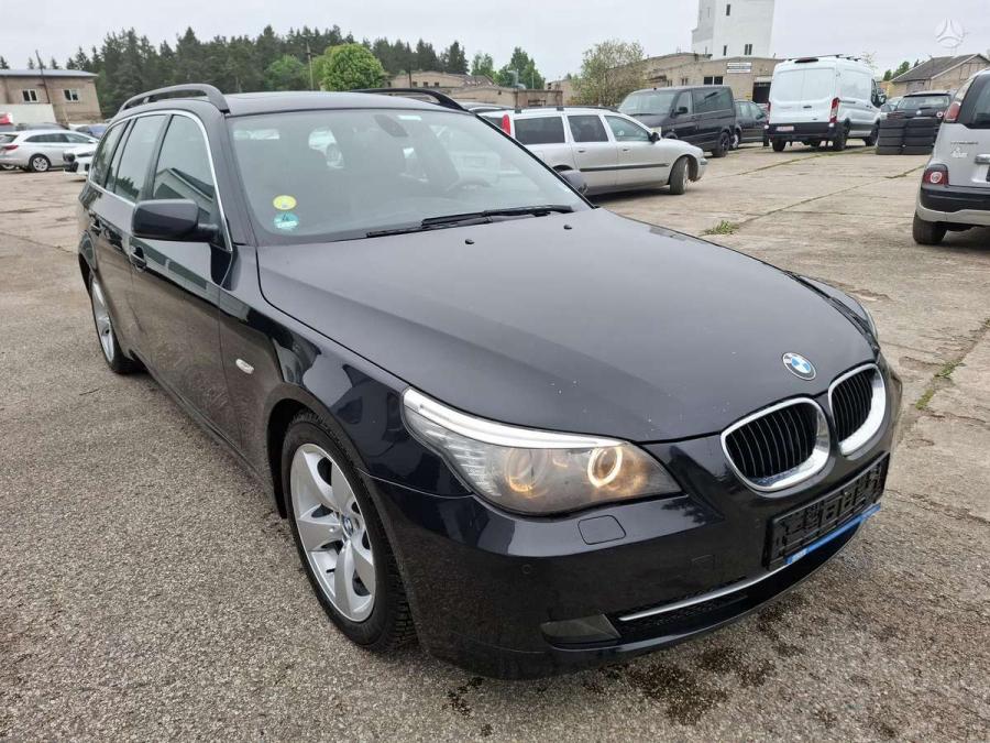 Melns BMW 520 2009 Utena, ar dzinēja tilpumu 2.00 L un nobraukumu 330 tūkst. km par 3650 €, foto 4 vietnē AUTOMOTO.COM.LV