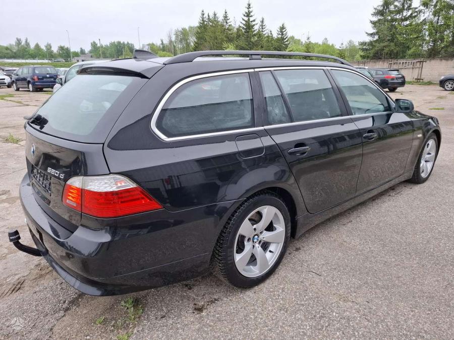 Melns BMW 520 2009 Utena, ar dzinēja tilpumu 2.00 L un nobraukumu 330 tūkst. km par 3650 €, foto 6 vietnē AUTOMOTO.COM.LV
