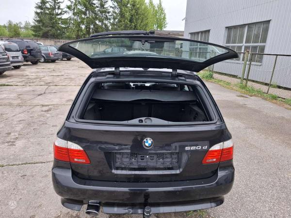 Black BMW 520 2009 in Utena, with an engine capacity of 2.00 L and mileage of 330 thousand km for 3650 €, photo 7 on AUTOMOTO.COM.LV