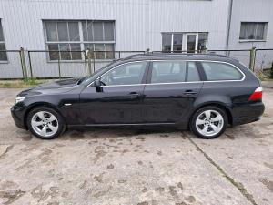 Melns BMW 520 2009 Utena, ar dzinēja tilpumu 2.00 L un nobraukumu 330 tūkst. km par 3650 €, foto 12 vietnē AUTOMOTO.COM.LV