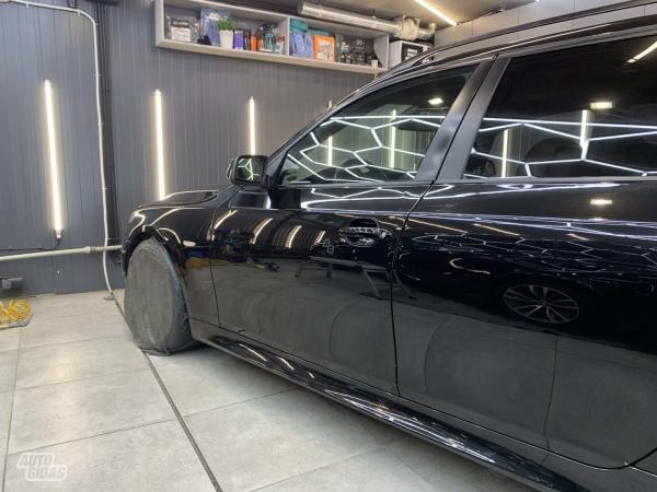 Melns BMW 520 2009 Kauņa, ar dzinēja tilpumu 2.00 L un nobraukumu 385 tūkst. km par 5200 €, foto 2 vietnē AUTOMOTO.COM.LV
