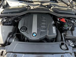 Melns BMW 520 2009 Kauņa, ar dzinēja tilpumu 2.00 L un nobraukumu 385 tūkst. km par 5200 €, foto 13 vietnē AUTOMOTO.COM.LV