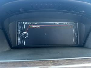 Melns BMW 520 2009 Kauņa, ar dzinēja tilpumu 2.00 L un nobraukumu 385 tūkst. km par 5200 €, foto 15 vietnē AUTOMOTO.COM.LV