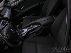 Melns BMW 520 2009 Liepāja, ar dzinēja tilpumu 2.00 L un nobraukumu 290 tūkst. km par 2900 €, foto 5 vietnē AUTOMOTO.COM.LV