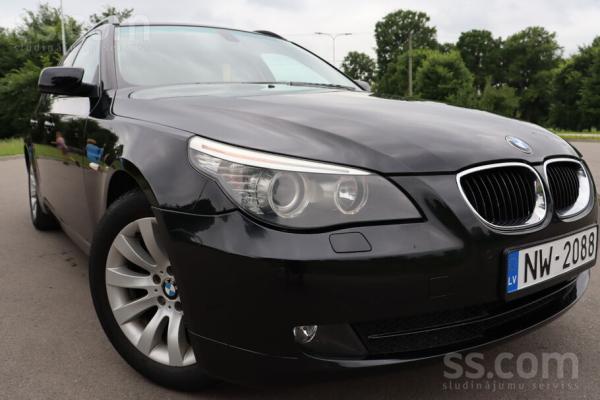 Black BMW 520 2009 in Riga, with an engine capacity of 2.00 L and mileage of 300 thousand km for 4490 €, photo 3 on AUTOMOTO.COM.LV