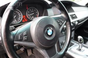 Black BMW 520 2009 in Riga, with an engine capacity of 2.00 L and mileage of 300 thousand km for 4490 €, photo 14 on AUTOMOTO.COM.LV