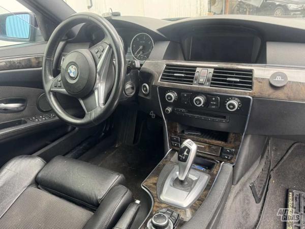 Melns BMW 520 2009 Marijampole, ar dzinēja tilpumu 2.00 L un nobraukumu 260 tūkst. km par 2900 €, foto 8 vietnē AUTOMOTO.COM.LV