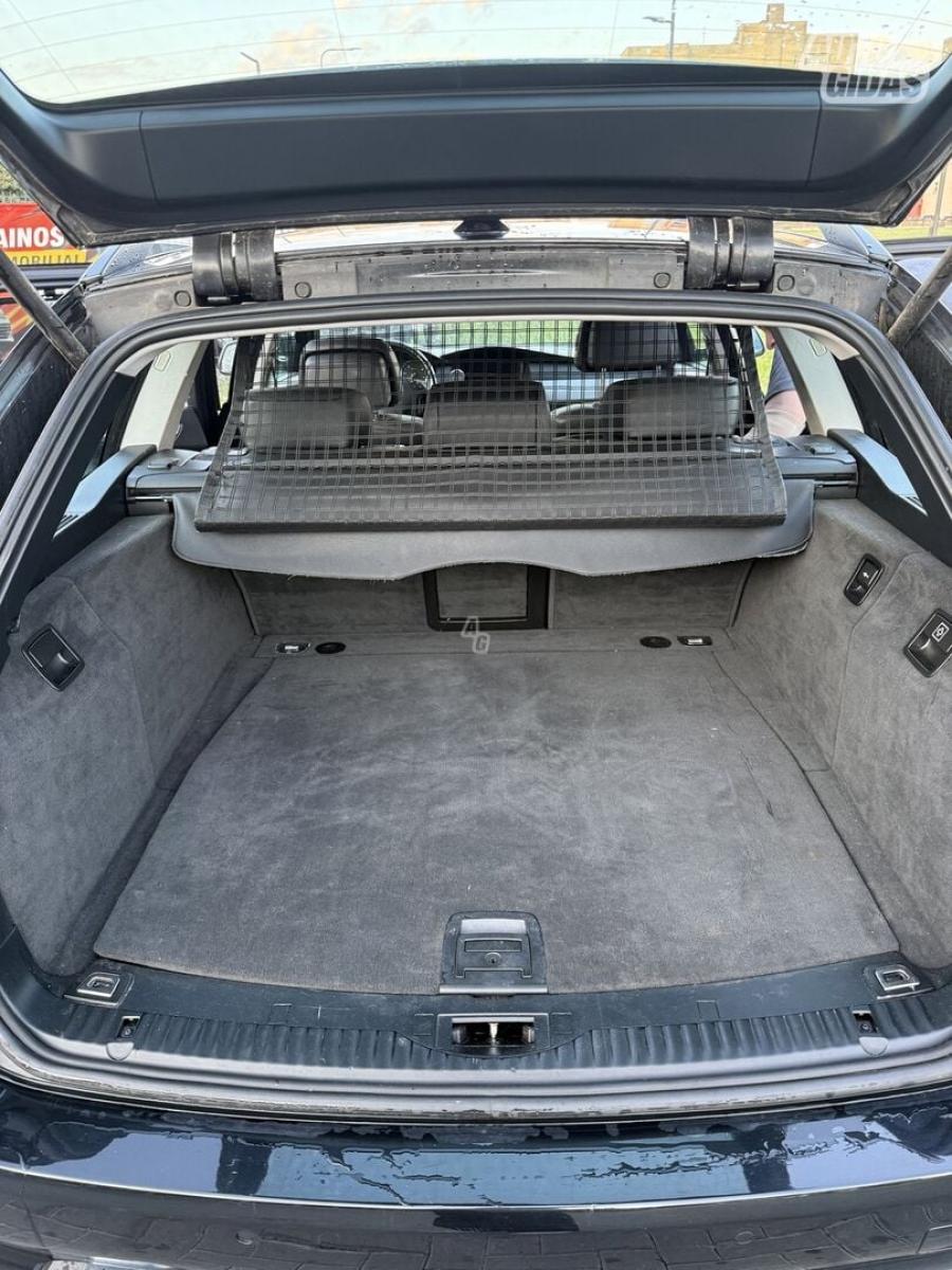 Black BMW 520 2009 in Kaunas, with an engine capacity of 2.00 L and mileage of 310 thousand km for 3400 €, photo 4 on AUTOMOTO.COM.LV