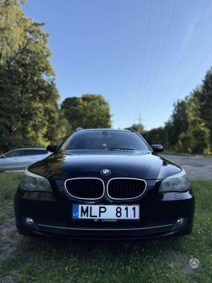 Black BMW 520 2009 in Vilnius, with an engine capacity of 2.00 L and mileage of 300 thousand km for 3500 €, photo 3 on AUTOMOTO.COM.LV