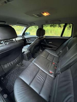 Black BMW 520 2009 in Vilnius, with an engine capacity of 2.00 L and mileage of 300 thousand km for 3500 €, photo 27 on AUTOMOTO.COM.LV
