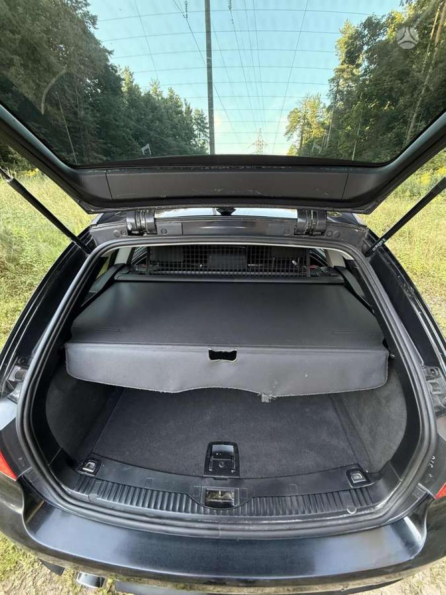 Black BMW 520 2009 in Vilnius, with an engine capacity of 2.00 L and mileage of 300 thousand km for 3500 €, photo 31 on AUTOMOTO.COM.LV