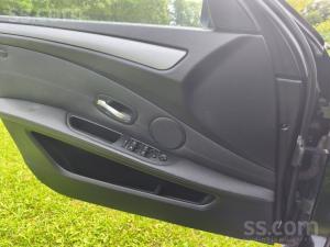 Melns BMW 520 2009 Ludza, ar dzinēja tilpumu 2.00 L un nobraukumu 280 tūkst. km par 6100 €, foto 10 vietnē AUTOMOTO.COM.LV