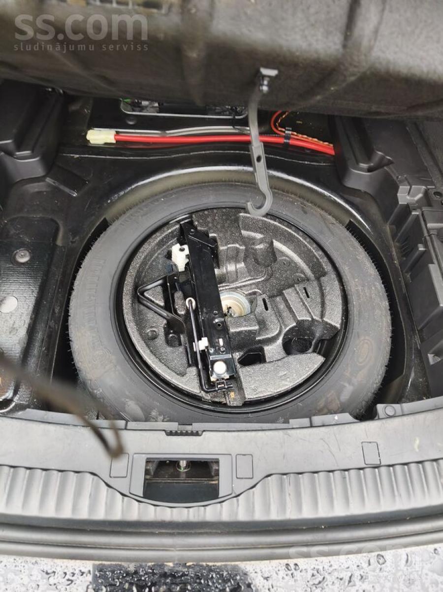 Melns BMW 520 2009 Ludza, ar dzinēja tilpumu 2.00 L un nobraukumu 280 tūkst. km par 6100 €, foto 12 vietnē AUTOMOTO.COM.LV