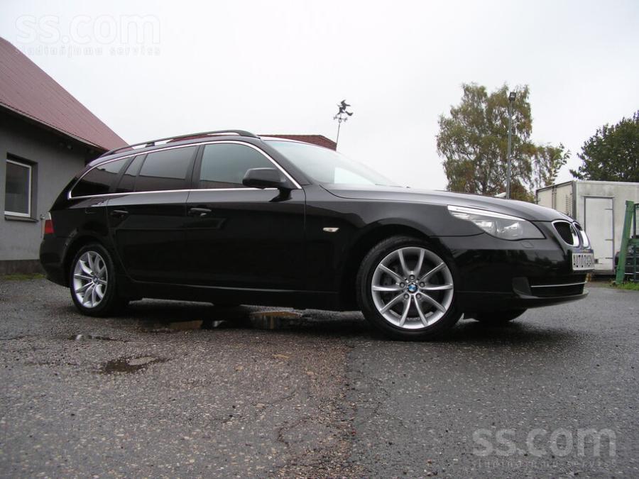 Black BMW 520 2009 in Riga, with an engine capacity of 2.00 L and mileage of 0 thousand km for 6850 €, photo 1 on AUTOMOTO.COM.LV