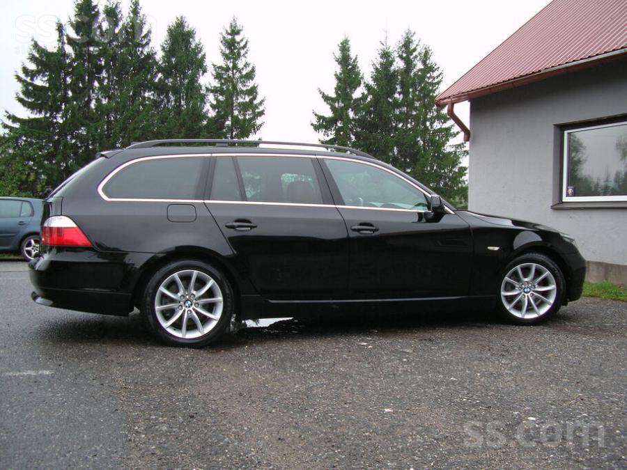 Black BMW 520 2009 in Riga, with an engine capacity of 2.00 L and mileage of 0 thousand km for 6850 €, photo 4 on AUTOMOTO.COM.LV