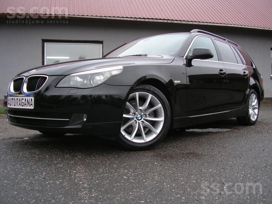Black BMW 520 2009 in Riga, with an engine capacity of 2.00 L and mileage of 0 thousand km for 6850 €, photo 10 on AUTOMOTO.COM.LV