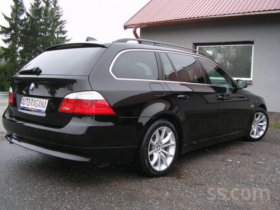 Black BMW 520 2009 in Riga, with an engine capacity of 2.00 L and mileage of 0 thousand km for 6850 €, photo 11 on AUTOMOTO.COM.LV