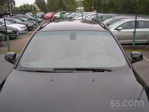 Black BMW 520 2009 in Riga, with an engine capacity of 2.00 L and mileage of 0 thousand km for 6850 €, photo 13 on AUTOMOTO.COM.LV