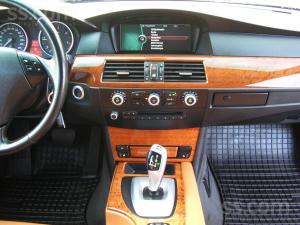 Black BMW 520 2009 in Riga, with an engine capacity of 2.00 L and mileage of 0 thousand km for 6850 €, photo 16 on AUTOMOTO.COM.LV