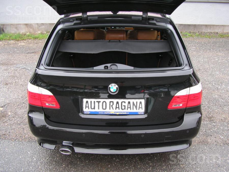 Black BMW 520 2009 in Riga, with an engine capacity of 2.00 L and mileage of 0 thousand km for 6850 €, photo 26 on AUTOMOTO.COM.LV