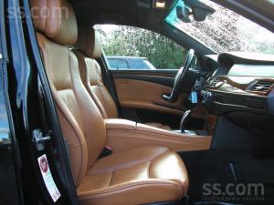 Black BMW 520 2009 in Riga, with an engine capacity of 2.00 L and mileage of 0 thousand km for 6850 €, photo 28 on AUTOMOTO.COM.LV