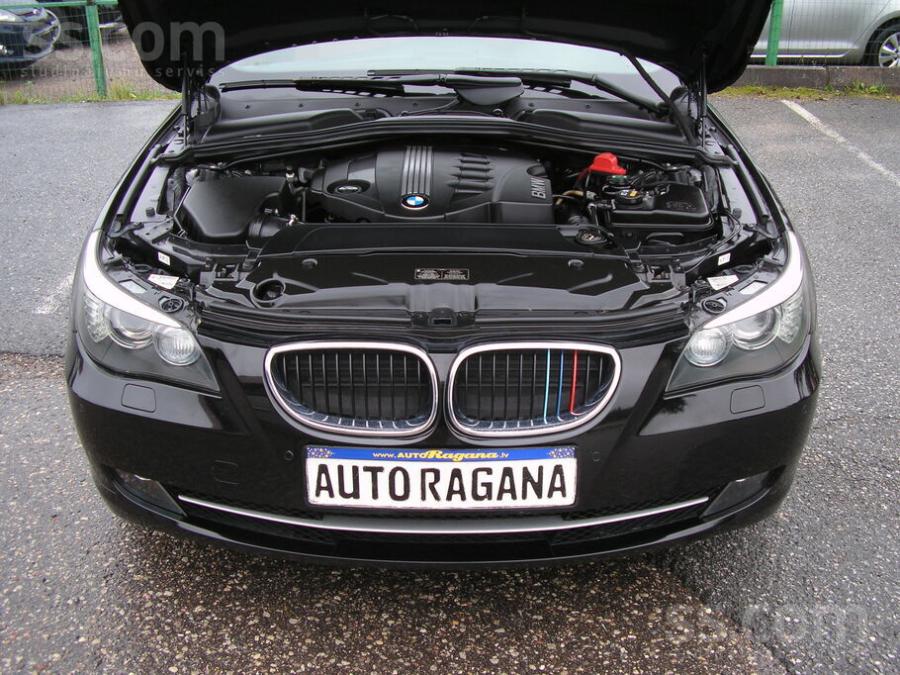 Black BMW 520 2009 in Riga, with an engine capacity of 2.00 L and mileage of 0 thousand km for 6850 €, photo 33 on AUTOMOTO.COM.LV