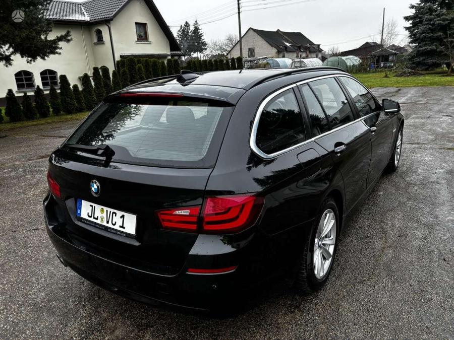 Black BMW 520 2010 in Panevezys, with an engine capacity of 2.00 L and mileage of 283 thousand km for 7750 €, photo 5 on AUTOMOTO.COM.LV