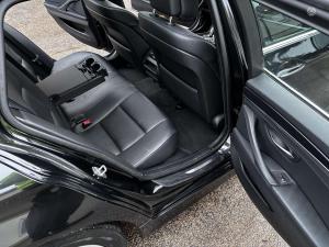 Black BMW 520 2010 in Panevezys, with an engine capacity of 2.00 L and mileage of 283 thousand km for 7750 €, photo 28 on AUTOMOTO.COM.LV